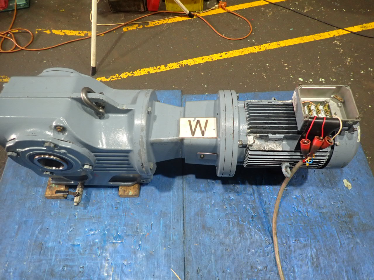 SEWギヤモータ 整備 KA157 R107 DV180M4 | ダルマテック株式会社